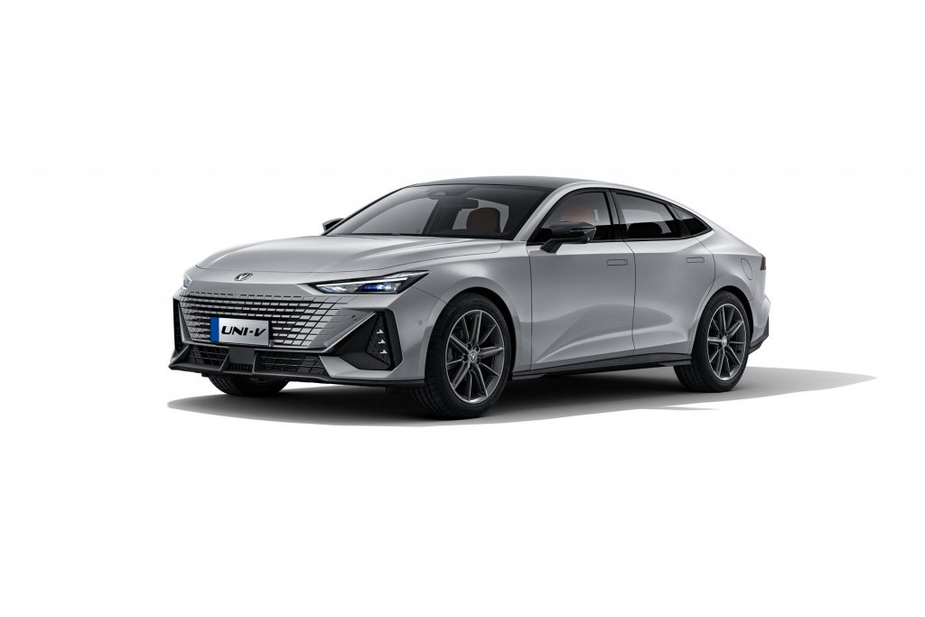 شانجان يوني في UNI-V الاجمل فى فئتها